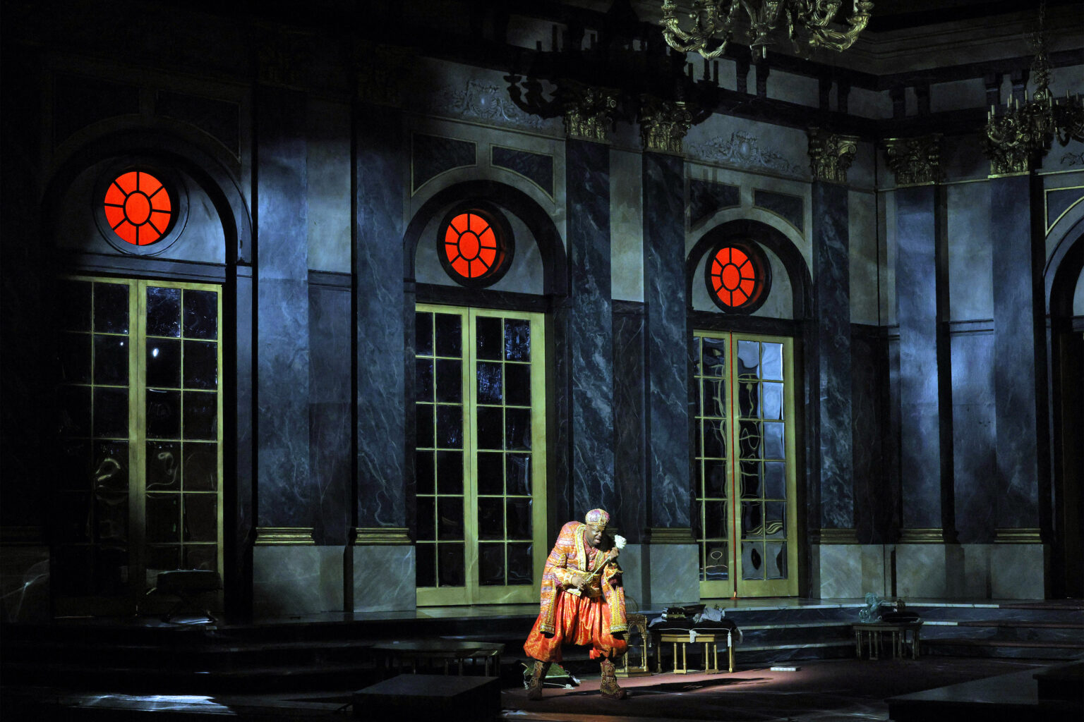 Broken hearts at the opera house - Easy Reader & Peninsula Magazine