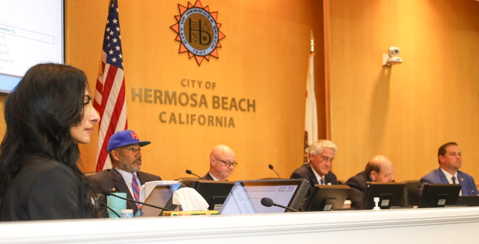 Hermosa City Manager review triggers protest from civic leaders, staff ...