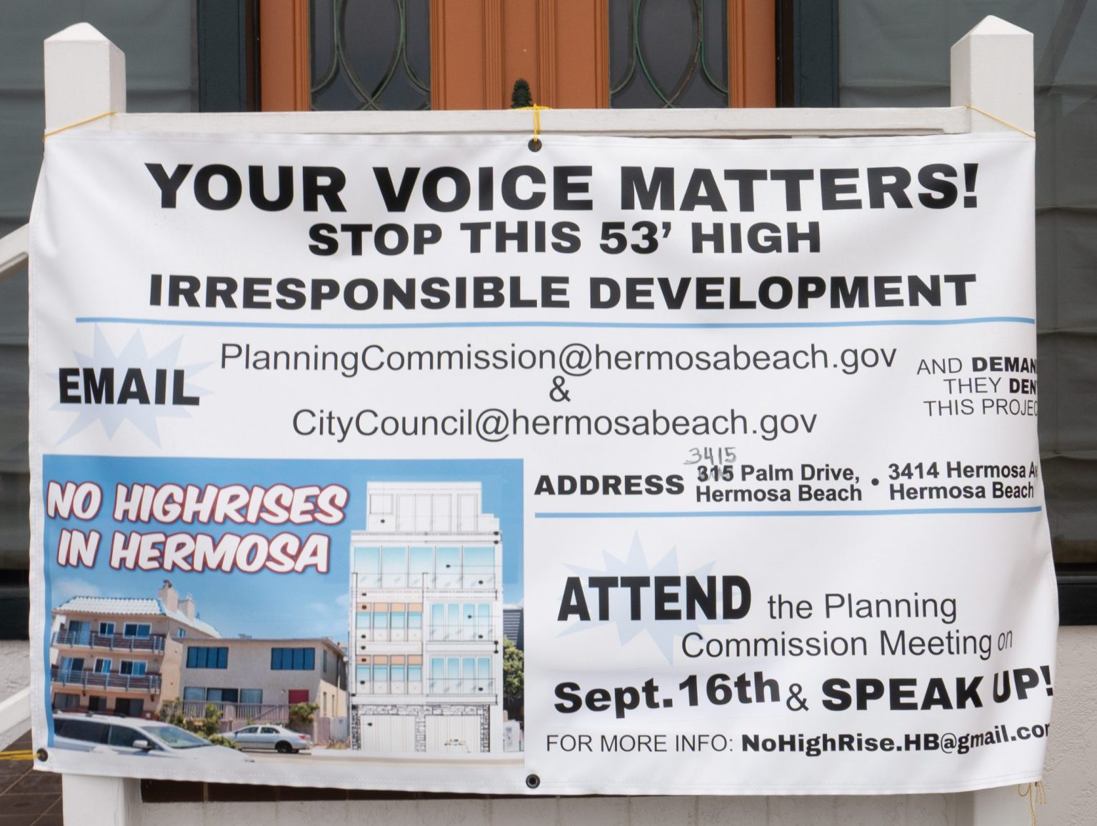 Hermosa Beach - Easy Reader & Peninsula Magazine