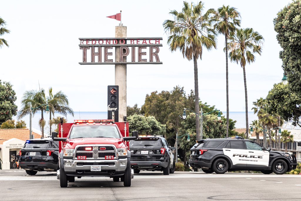 Redondo Beach Pier evacuated due to 911 call about a "threat" - Easy ...