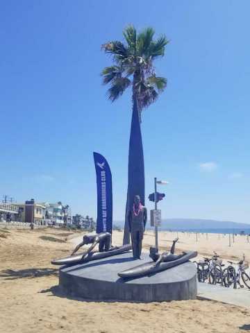 Catalina Classic Commemorative Statue photo contest - $1,000 in prizes