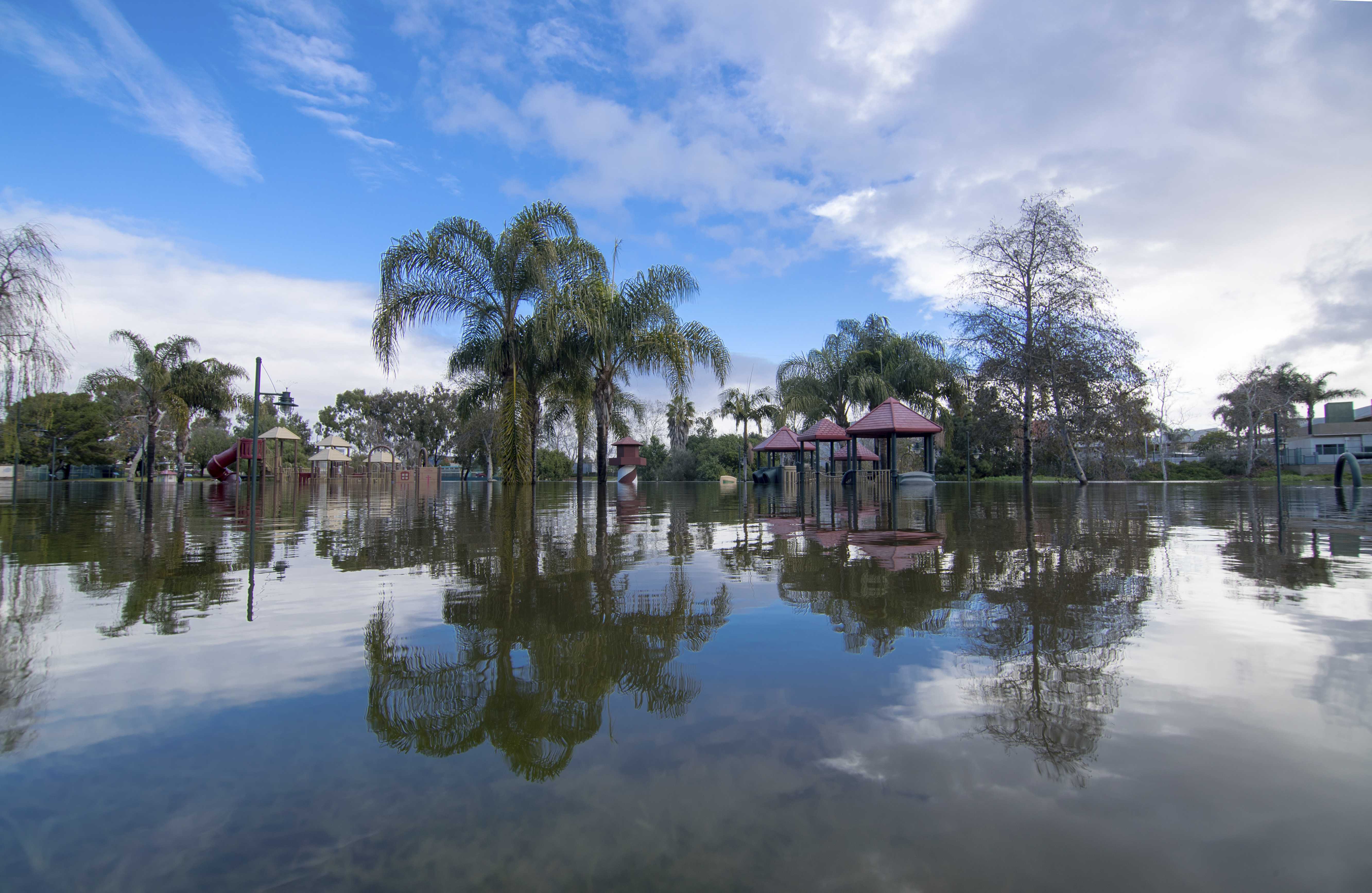Manhattan Beach's Polliwog Park becomes Polliwog Lake