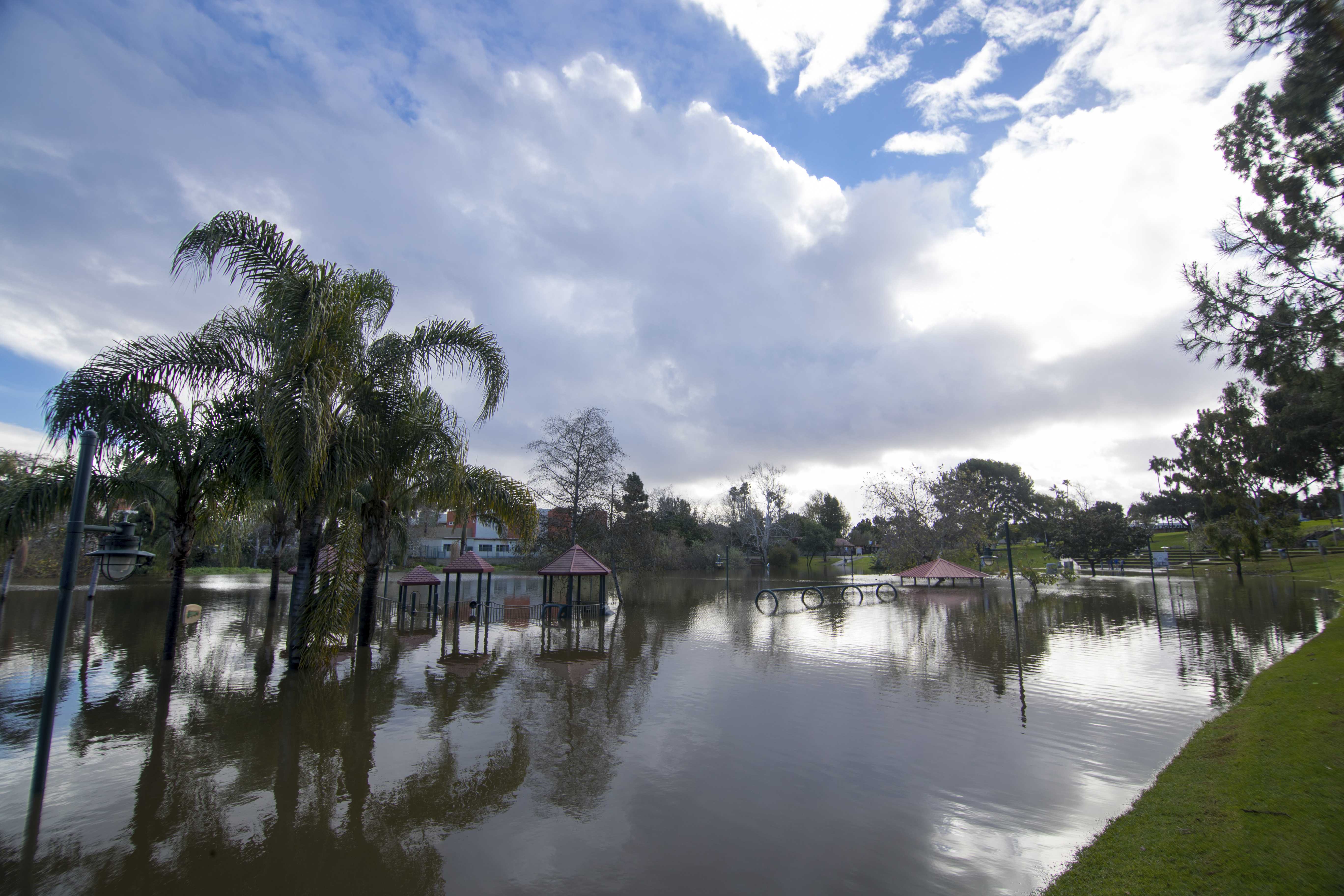 Manhattan Beach's Polliwog Park becomes Polliwog Lake
